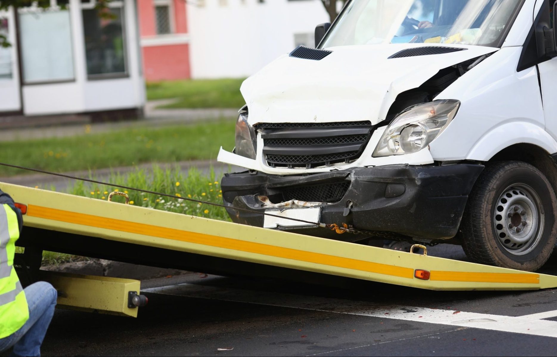 Gilbert, AZ – Three Children, Two Drivers Injured When School Bus and ...